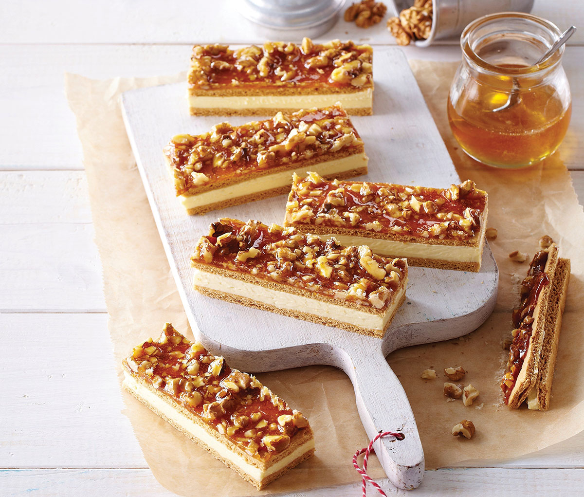 Medeni krekerji z orehi | Bodi eko