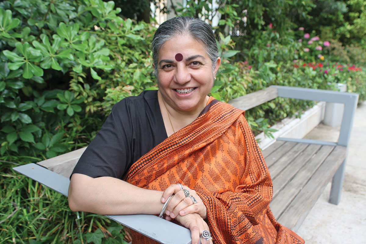 Vandana Shiva: »Kdor ima nadzor nad semeni, ima nadzor nad hrano ...